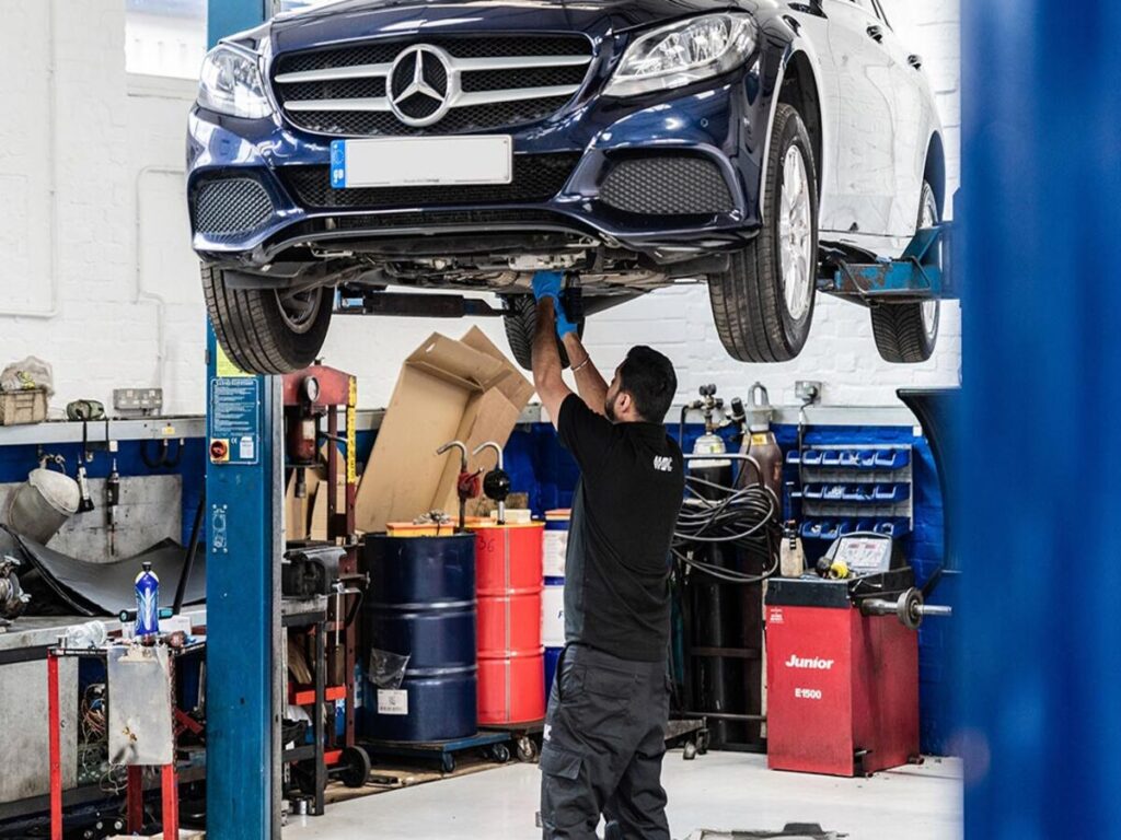 Periodic Car Maintenance in Jadavpur | 11 Motors